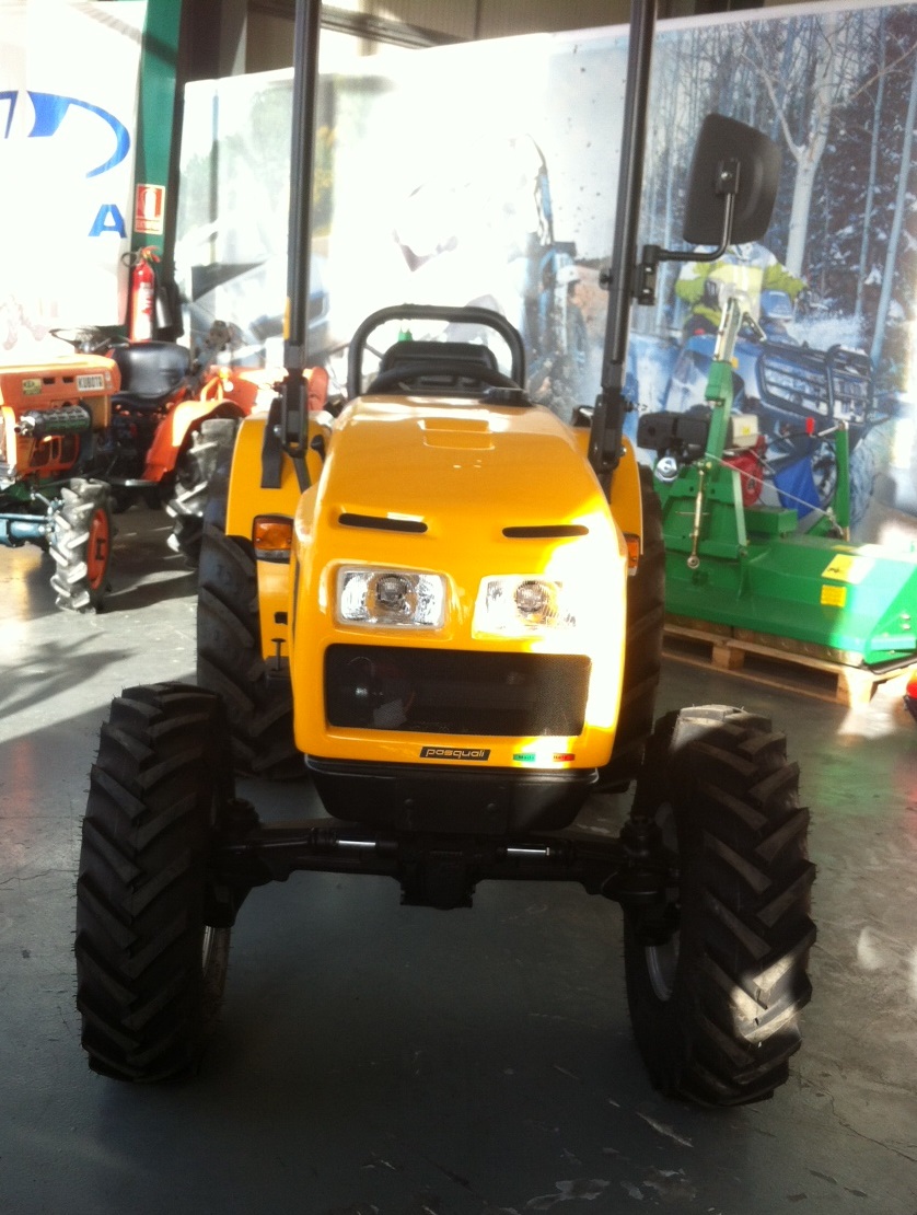 Tractor Pasquali Era 9.40 | Talleres Hijos de José Luis Ruiz
